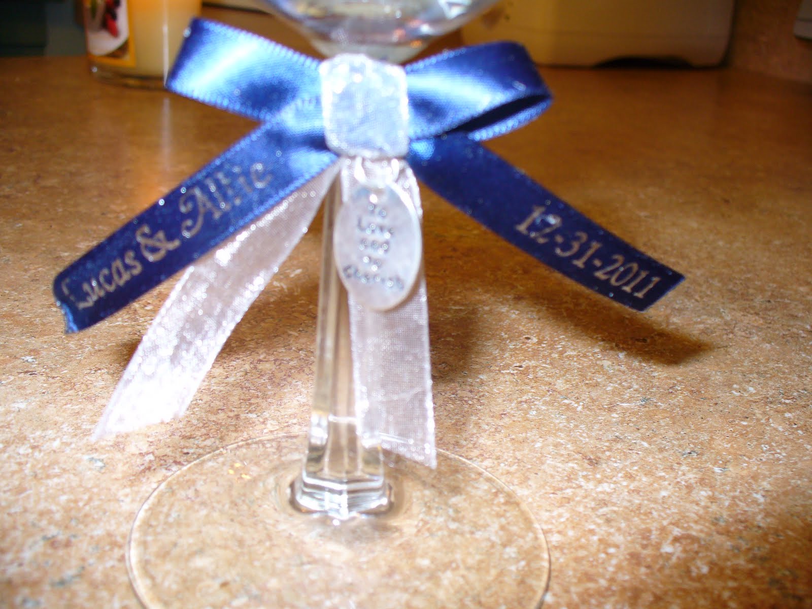 Paula's Primitives: Wine Glass Luminary Tutorial