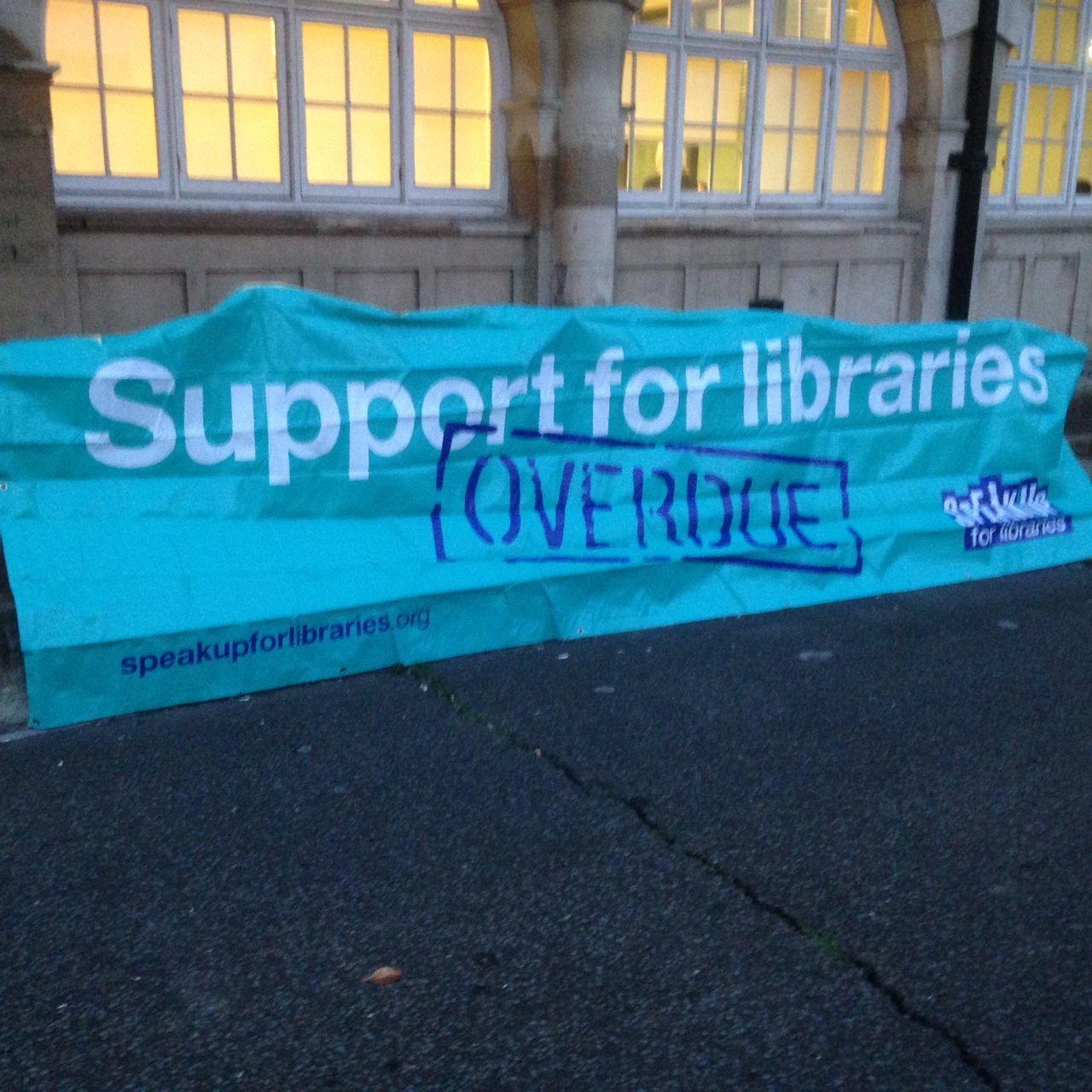 Broken Barnet: Point me to the skies: in which Mrs Angry goes to a ...