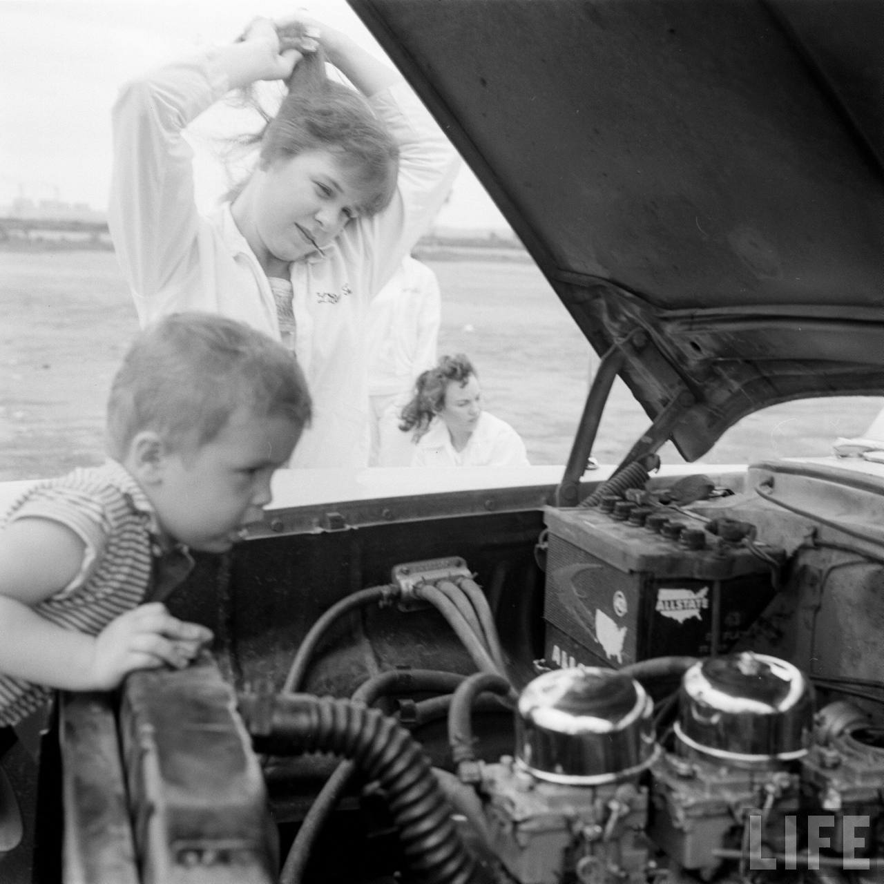 The Dragettes: Pictures of the Kansas City’s All-Girl Hot Rod Club in ...