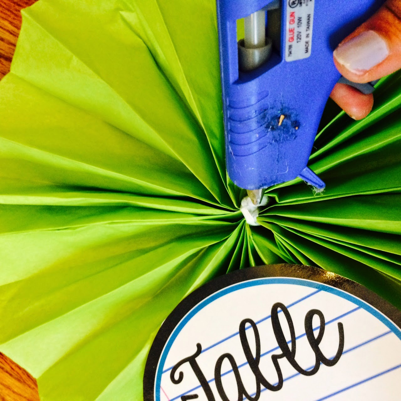 Diary of a 21st Century Teacher: DIY Class Decor in 5 Minutes: How to ...