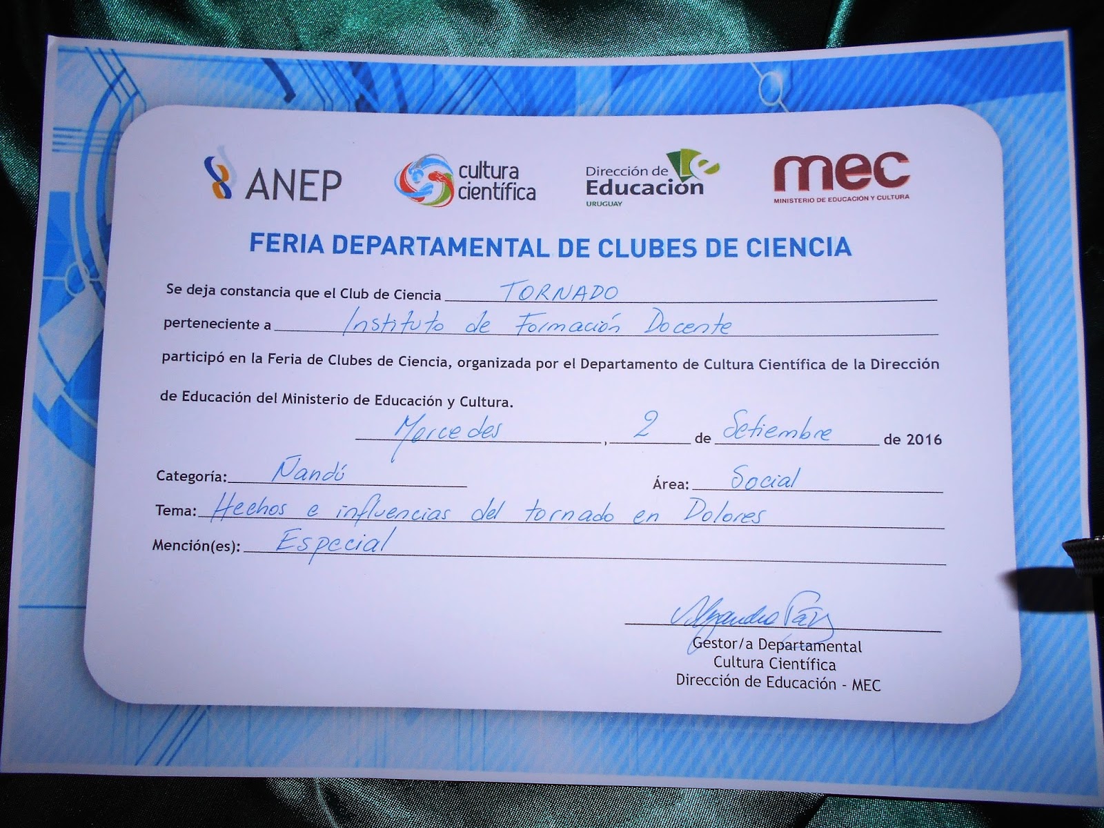 Instituto de Formación Docente "Maestro Mario A. López Thode": FERIA ...