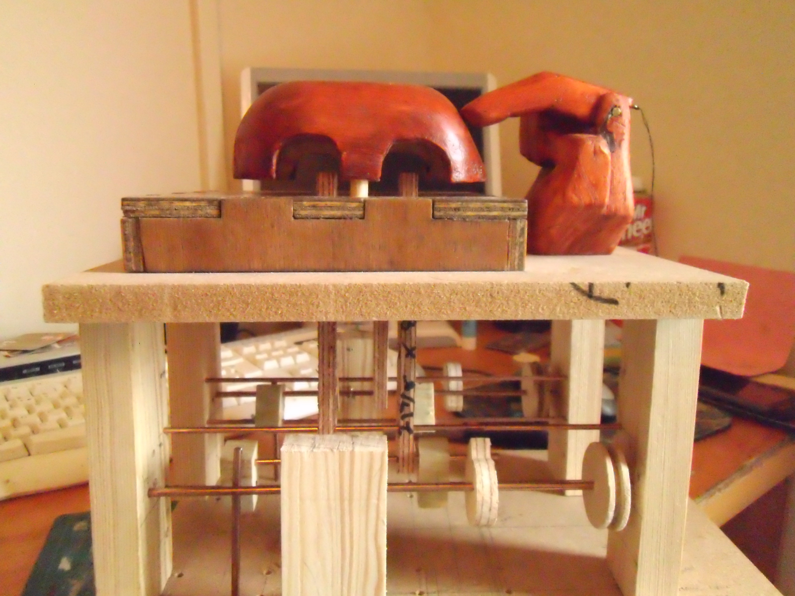 Amateur Automata Maker: Flying Pig Automaton