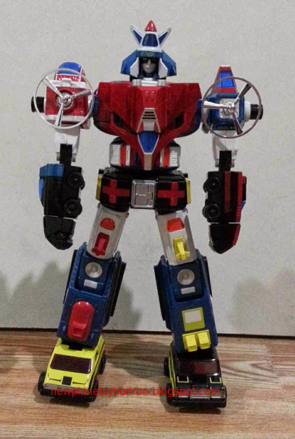 New Planet Cybertron: Misc Review: Voltron Vehicle Force (Miracle ...