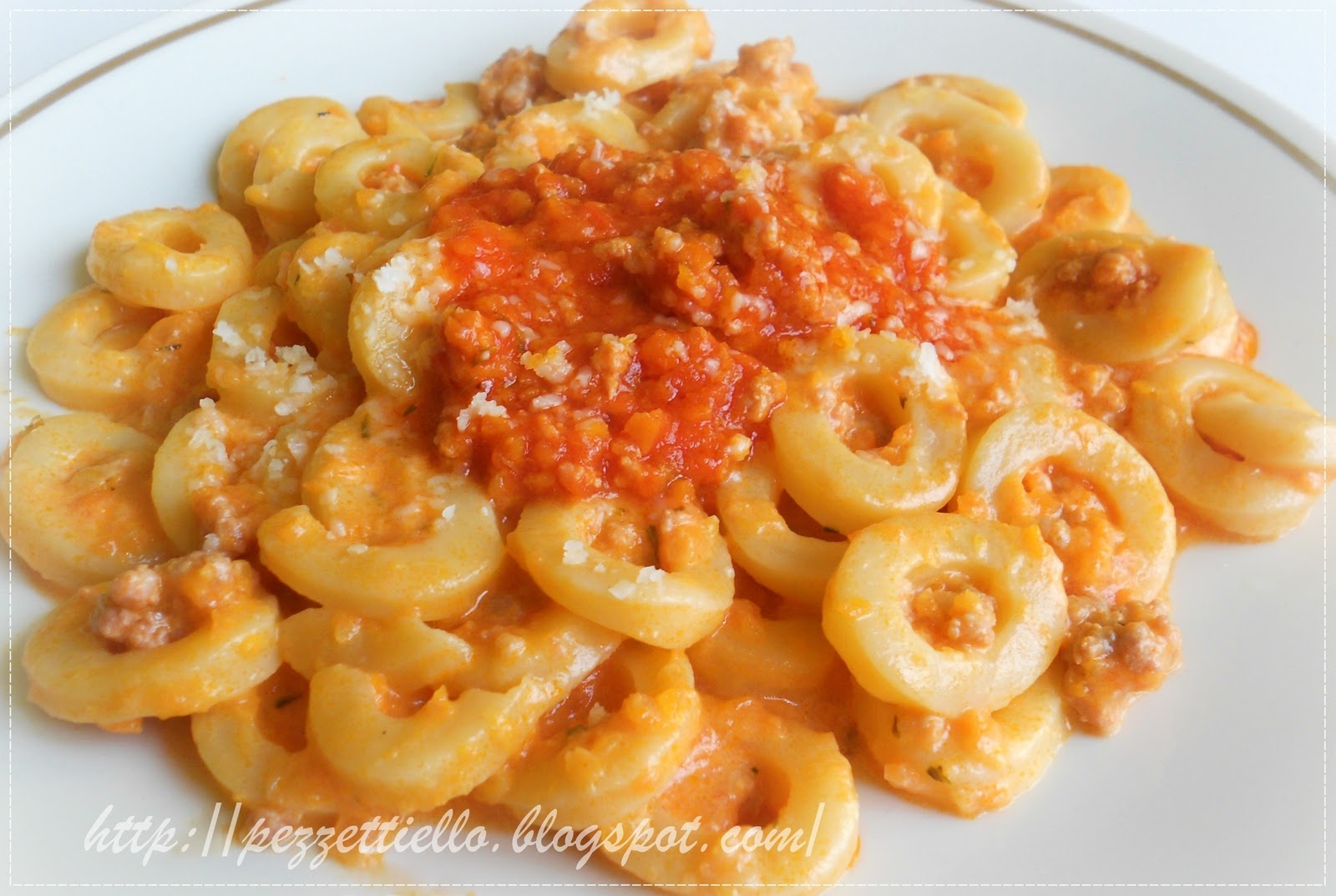 Anellini al ragù di maiale e panna | Le Torte di Antonella Cacossa e ...