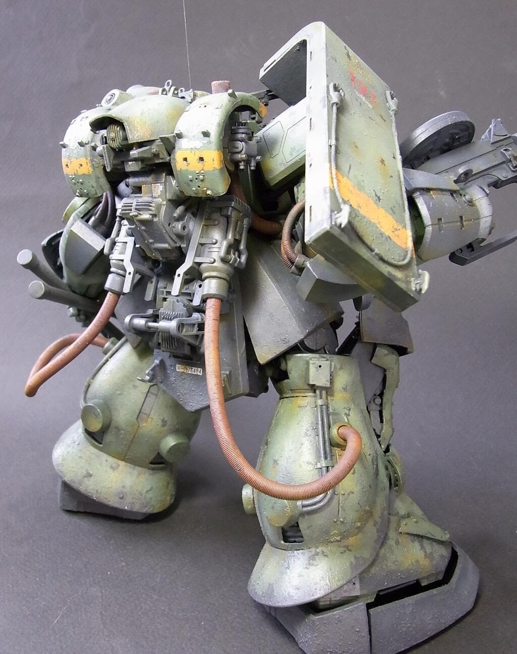 Toriyama's Custom Zaku - Custom Build + Diorama - Gundam Kits ...
