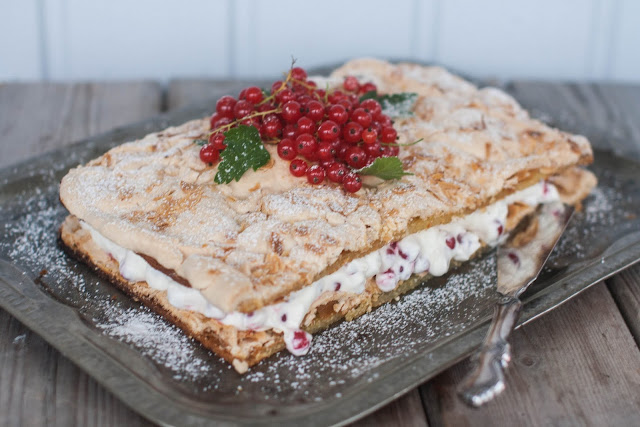 Kaikki äitini reseptit: PUNAHERUKKA-BRITA ON VAAN PARAS