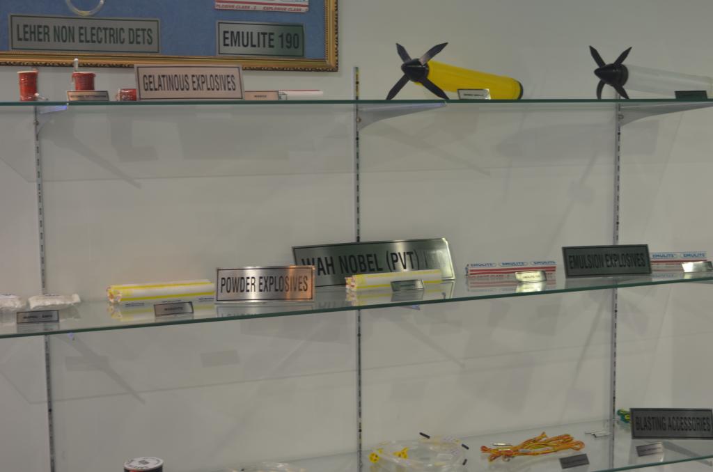 Pakistan Ordnance Factories (POF) Stall at IDEX 2013 | Pakistan ...