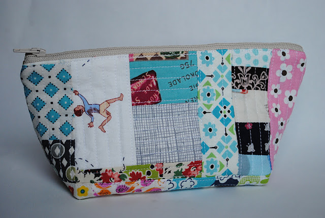 1/4" mark: Patchwork Zipper Cases