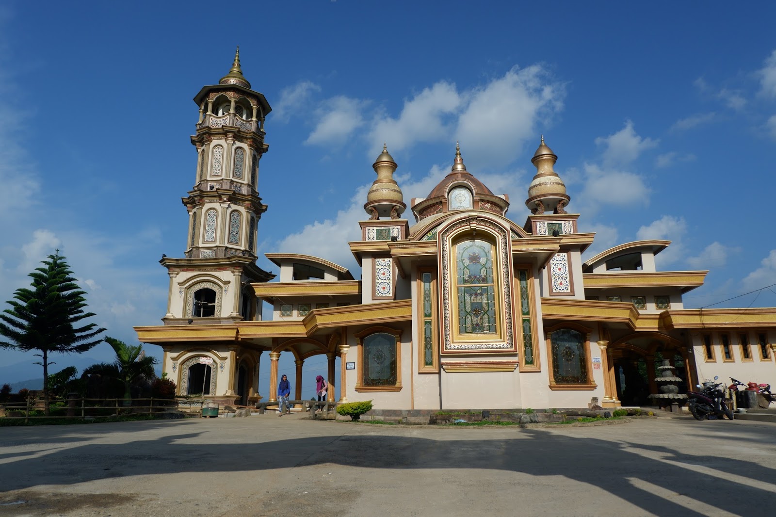 MENYIBAK PESONA LAMPUNG BARAT - THE ORIGIN OF LAMPUNG ~ DUNIAINDRA