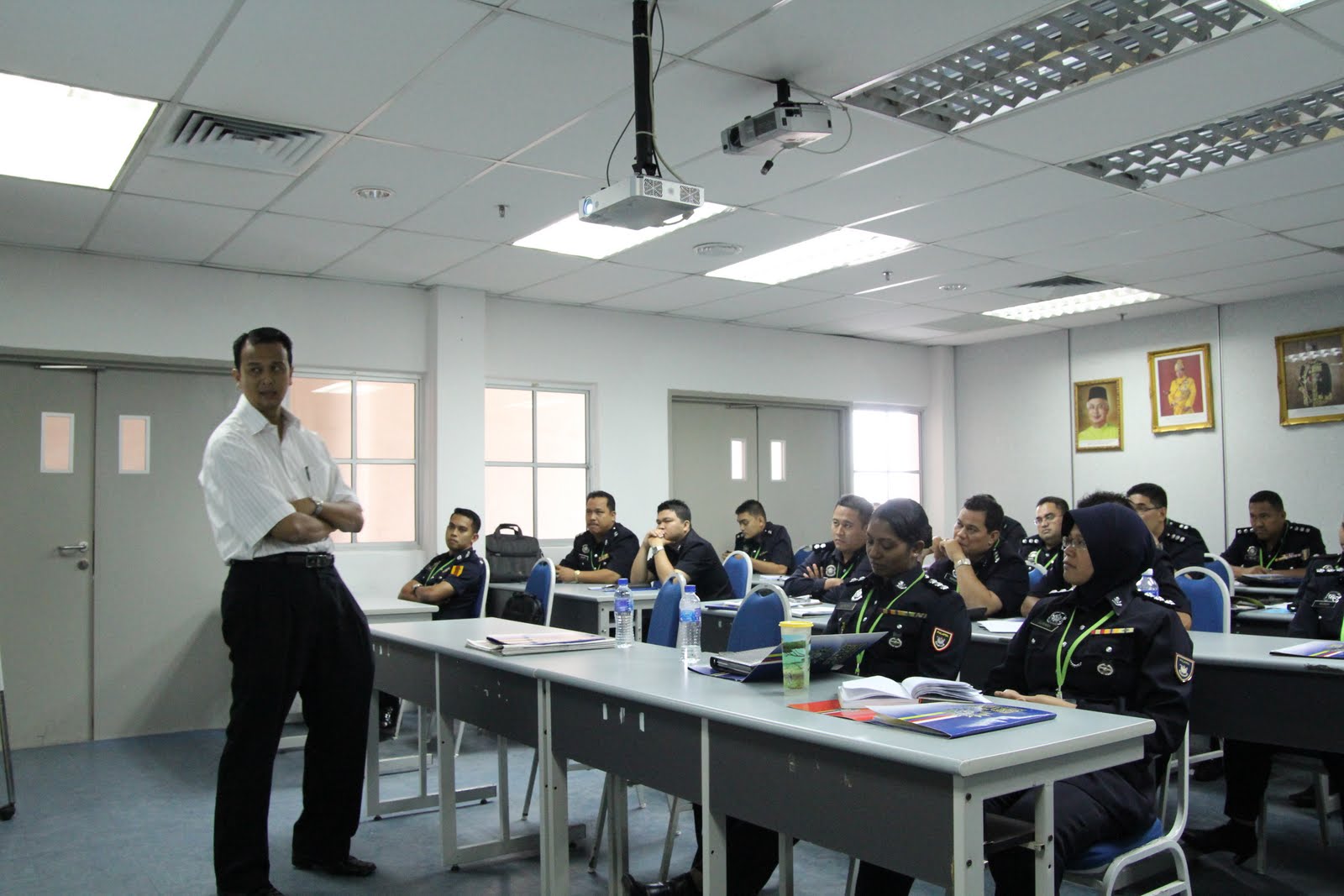 Pertubuhan Alumni Debat Malaysia (ADAM): Ceramah Motivasi di Maktab ...