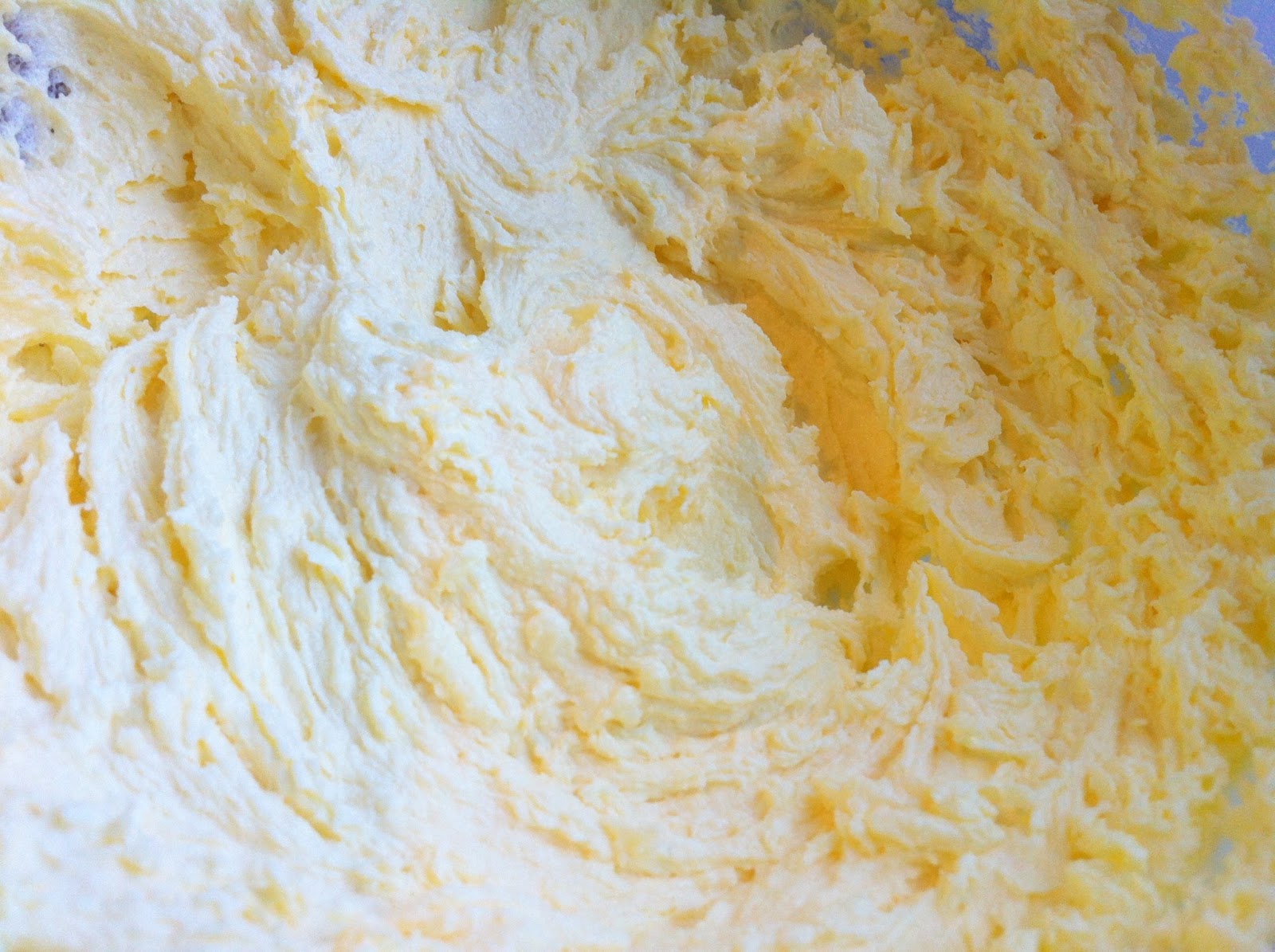 Pear & Vanilla Sponge - BakingBar