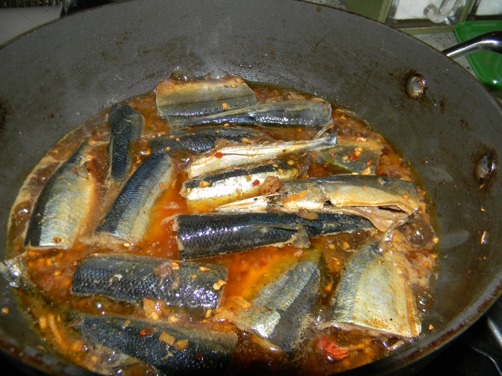 Enjoy Life: Mackerel Pike Stew (Cá Nục Kho)