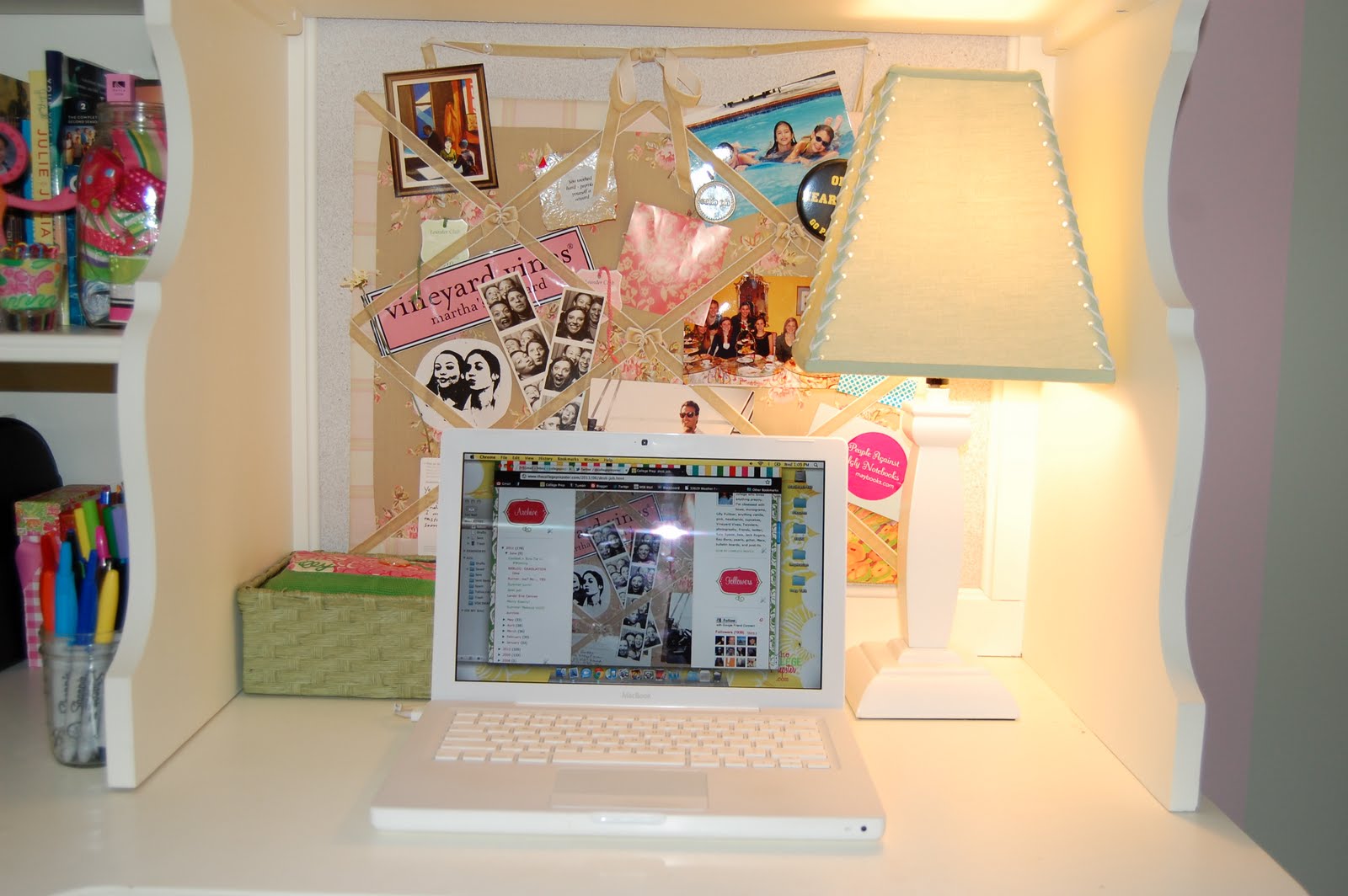 CARLY Organize, Please… Desks!