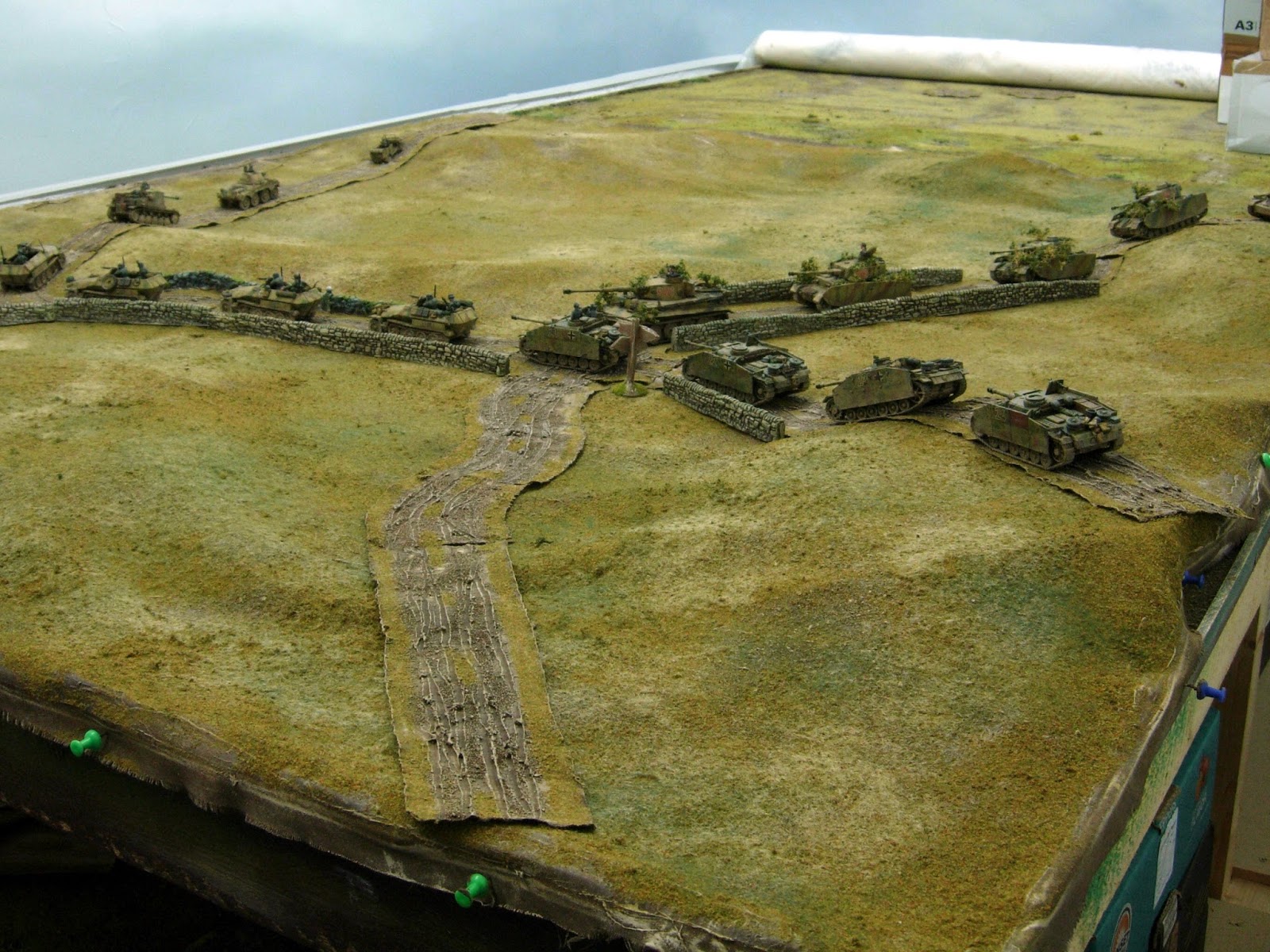 Wargaming with Silver Whistle: General Purpose Terrain Mat, Roads & Fields.