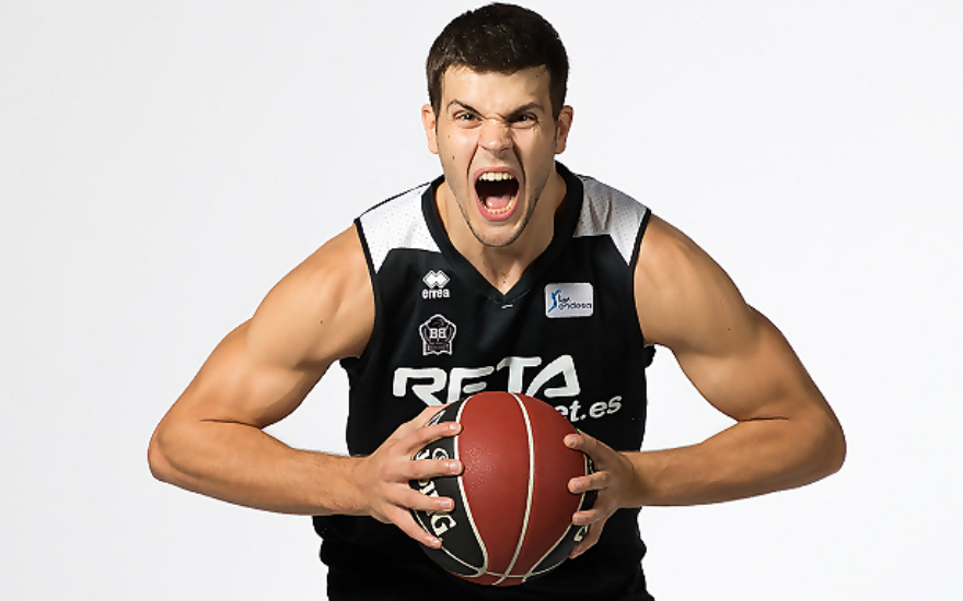 Dejan Todorovic podría firmar por UCAM mientras que Ovie Soko se aleja