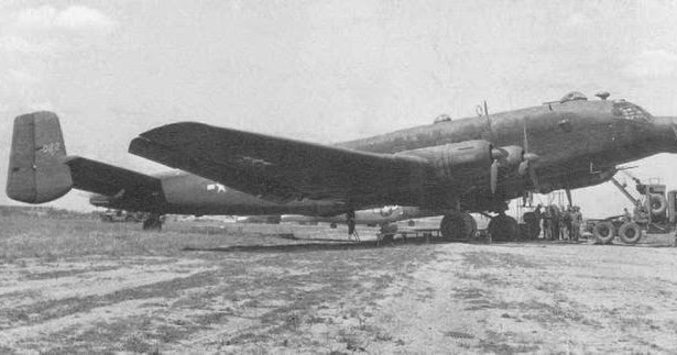 World War II in Pictures: Junkers Ju 290 Cargo/Reconnaissance Luftwaffe ...