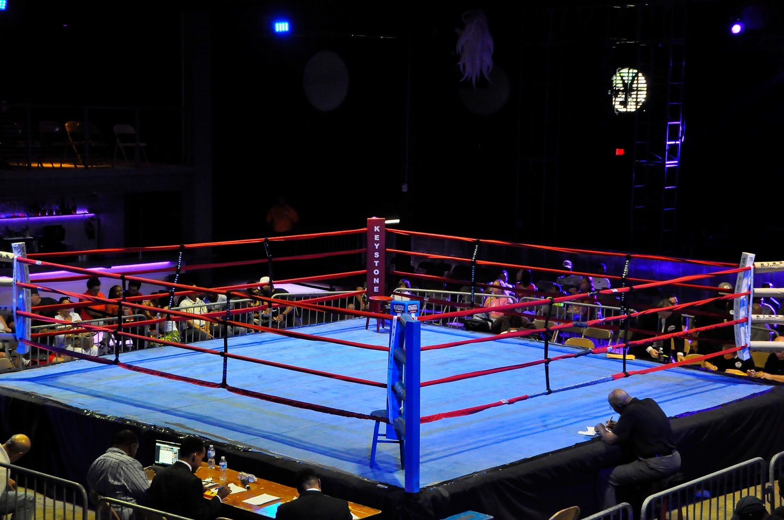 Boxing Along The Beltway: Good Evening From DC!