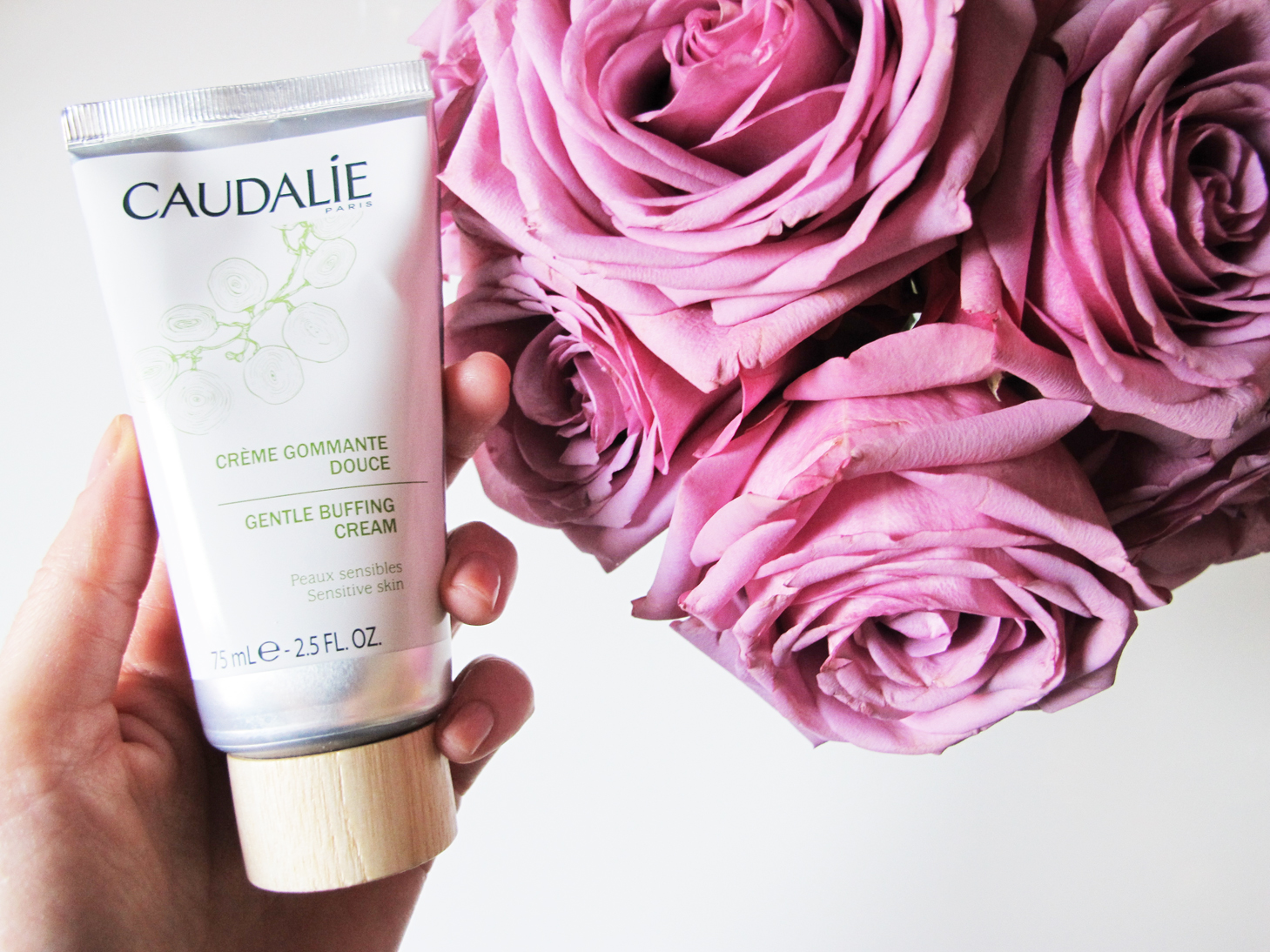 Fashion & Beauty Now: Probando 5 exfoliantes faciales que funcionan