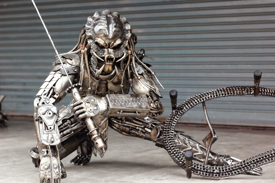 2 in 1 predator table - metal art sculpture furniture
