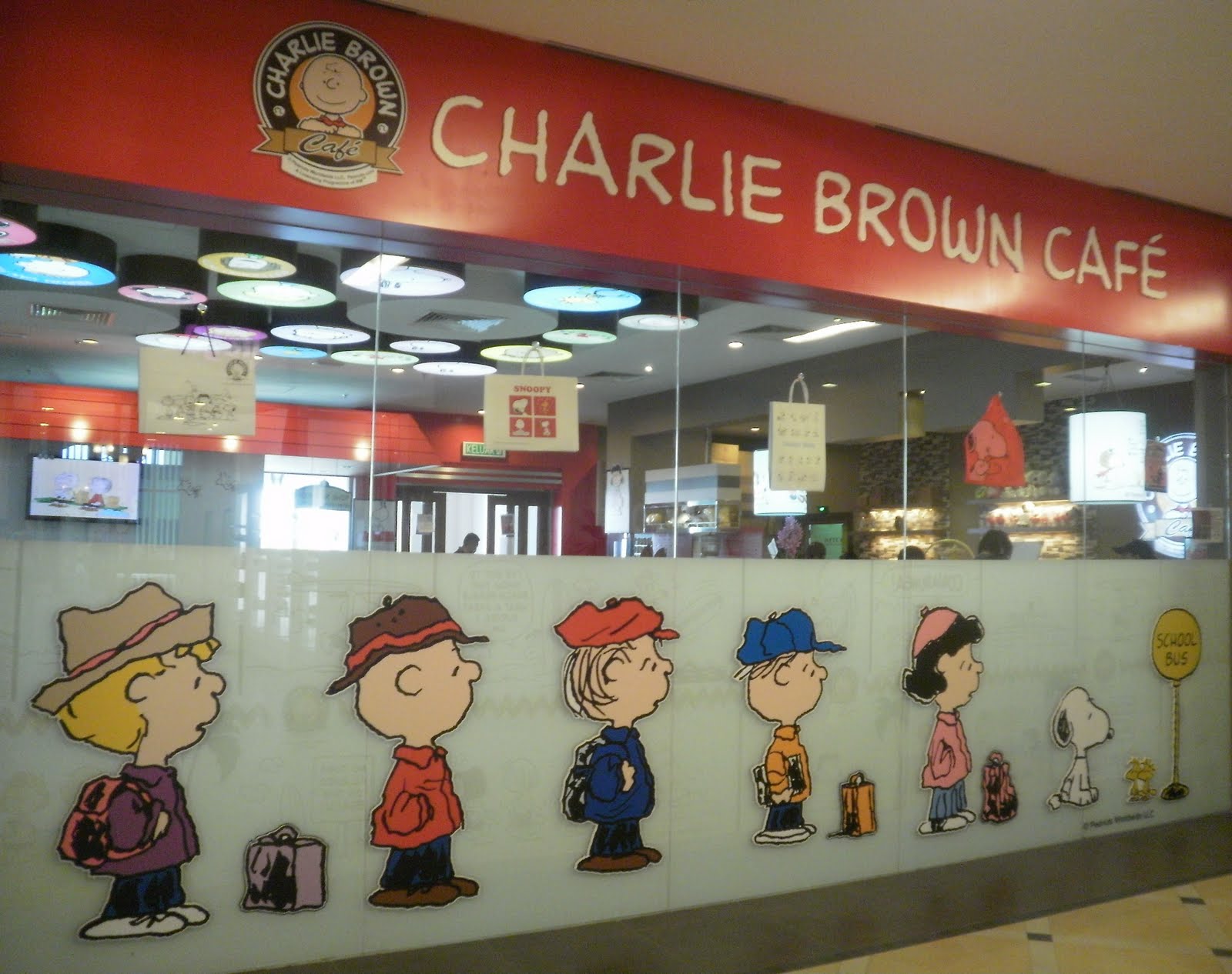 Love to Eat: Charlie Brown Café; Where the Snoopy Is?
