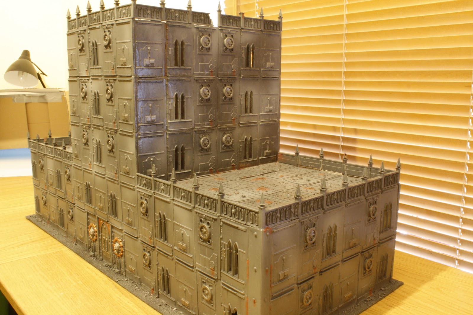 A Guardsman's Guide to Glory: Apocalypse Terrain: Hab Block Complete!