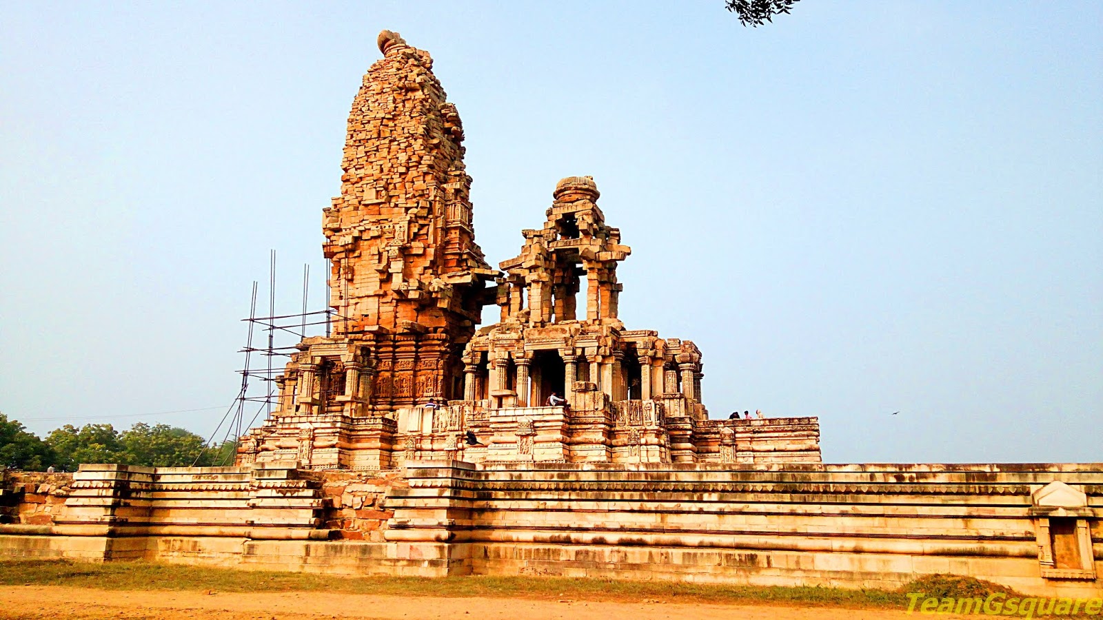 Team G Square: MP Diaries: Kakanmath Temple Sihoniya, Chambal Ki Rani