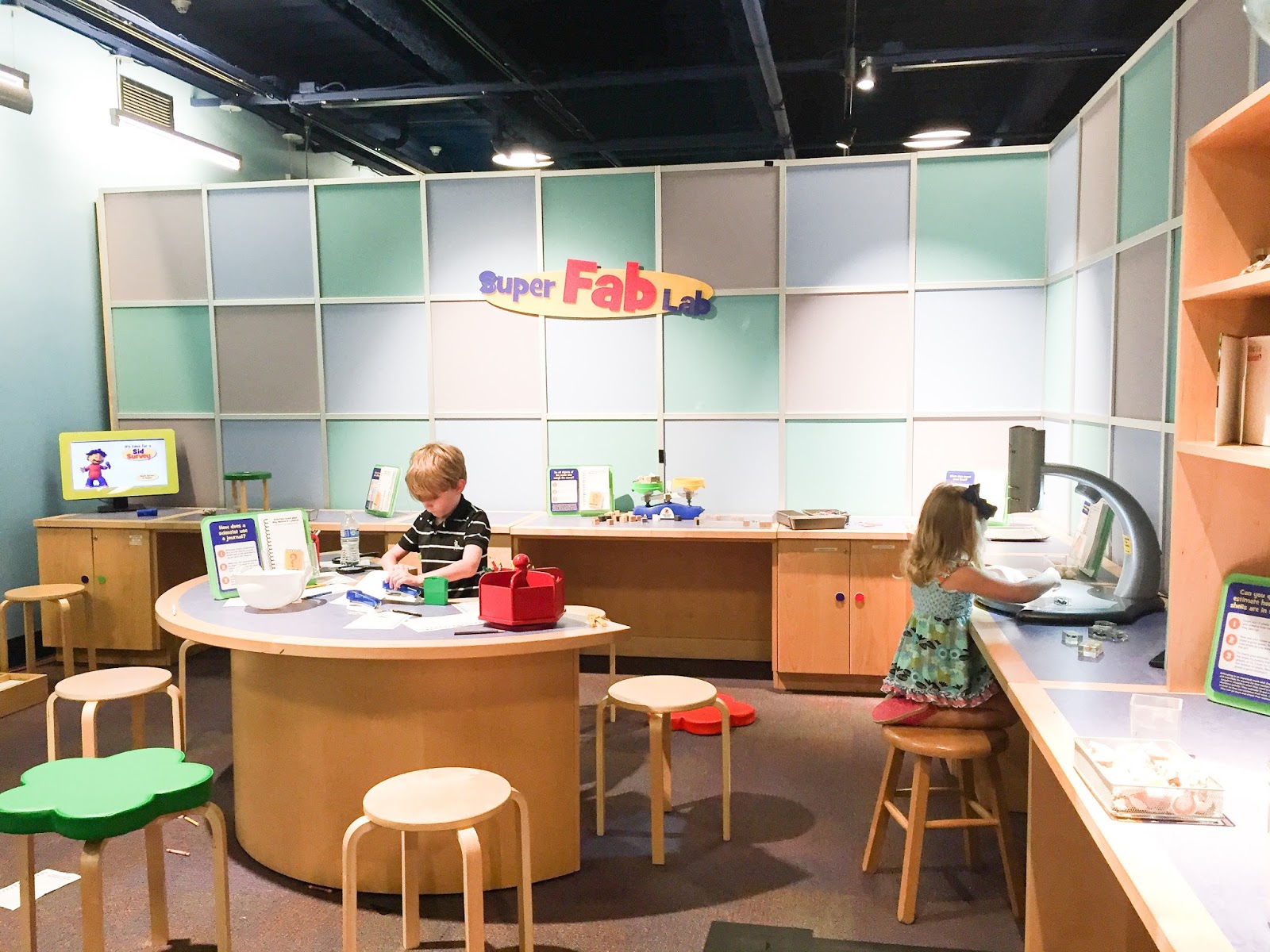 Magnolia Mamas : Sid the Science Kid at the Atlanta Children's Museum