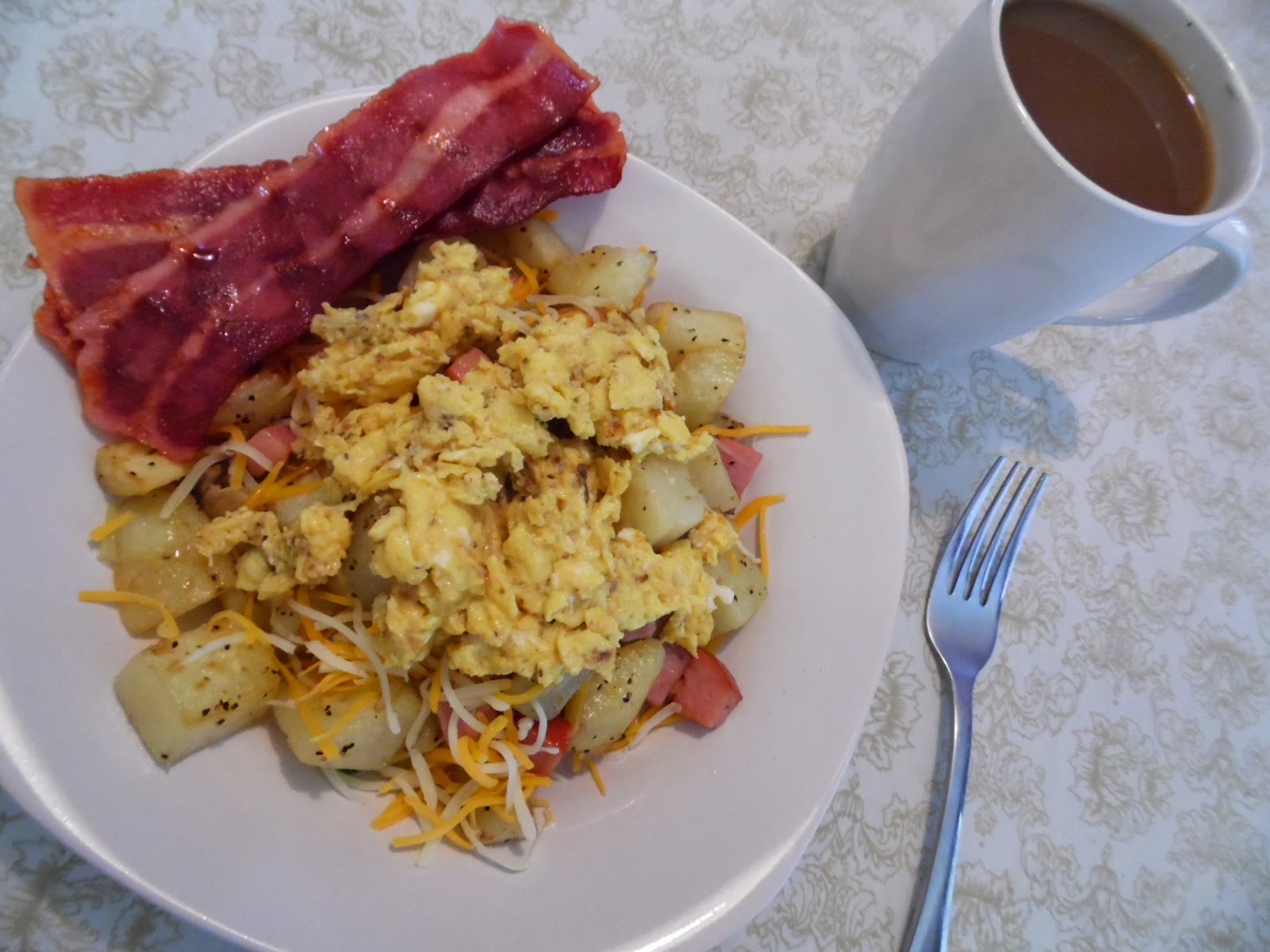 Into Lindsey's Life: Ultimate Breakfast Skillet (Village Inn Style)