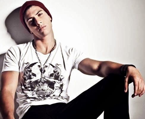 FOTOS VIDEOS ACTORES MODELOS ETC: FOTOS DE LUIS BACA