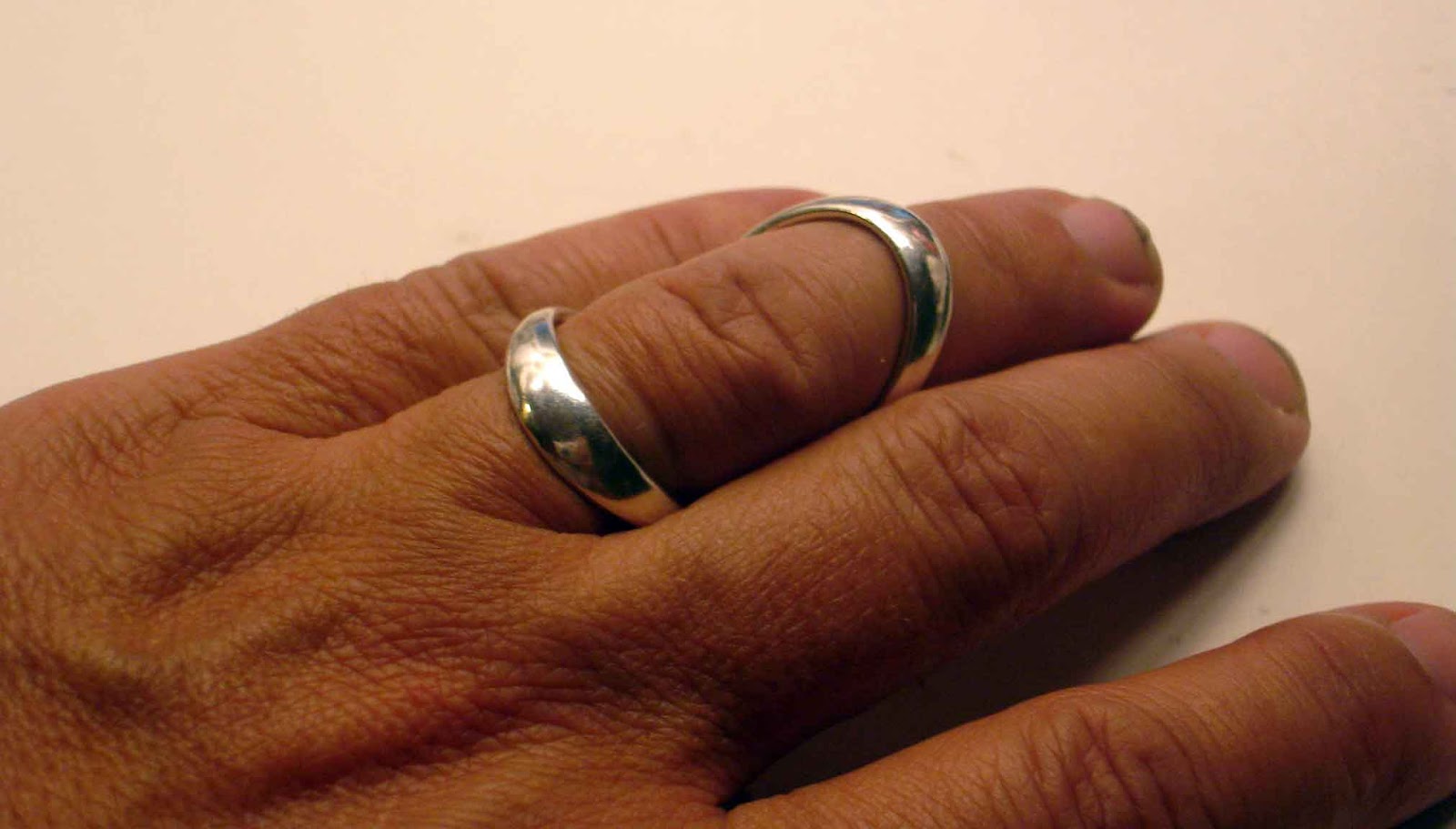 Hænder - stærke og svage: Fingerskinner fra Silversplints