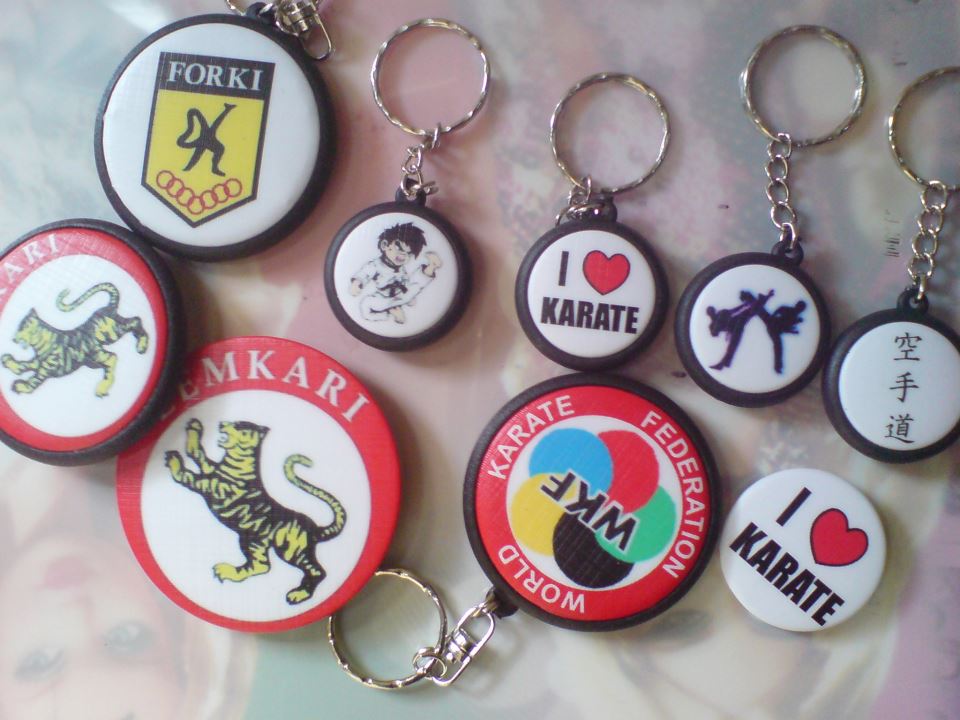 HALAMAN-KU: Pin Kaleng