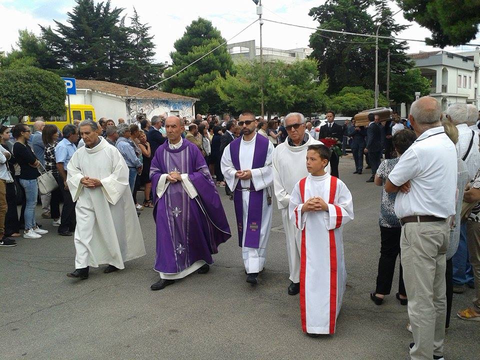 Filippo Mele Blog: NOVA SIRI. COMMOSSO ADDIO A GIULIA FAVALE MORTA NELL ...