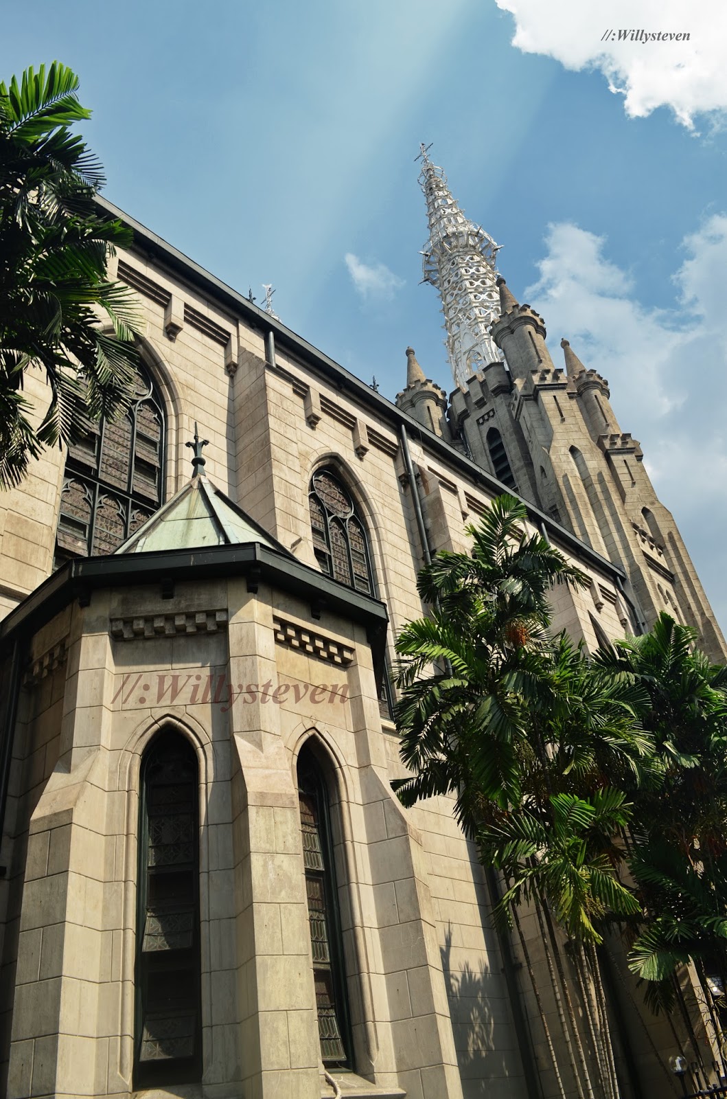 TravellerMeds: Katedral Jakarta [Photo Gallery]