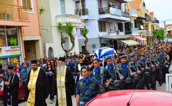 ΜΕ ΤΗΝ ΕΛΛΗΝΙΚΗ ΣΗΜΑΙΑ ΤΟ ΤΕΛΕΥΤΑΙΟ ΤΗΣ ΤΑΞΙΔΙ... ΑΠΟΧΑΙΡΕΤΙΣΕ Η ΕΛΛΑΔΑ ...