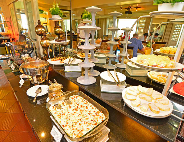 What's in MNL?: Buffet Breakfast at VIVERE Skylounge for P550 (valued ...