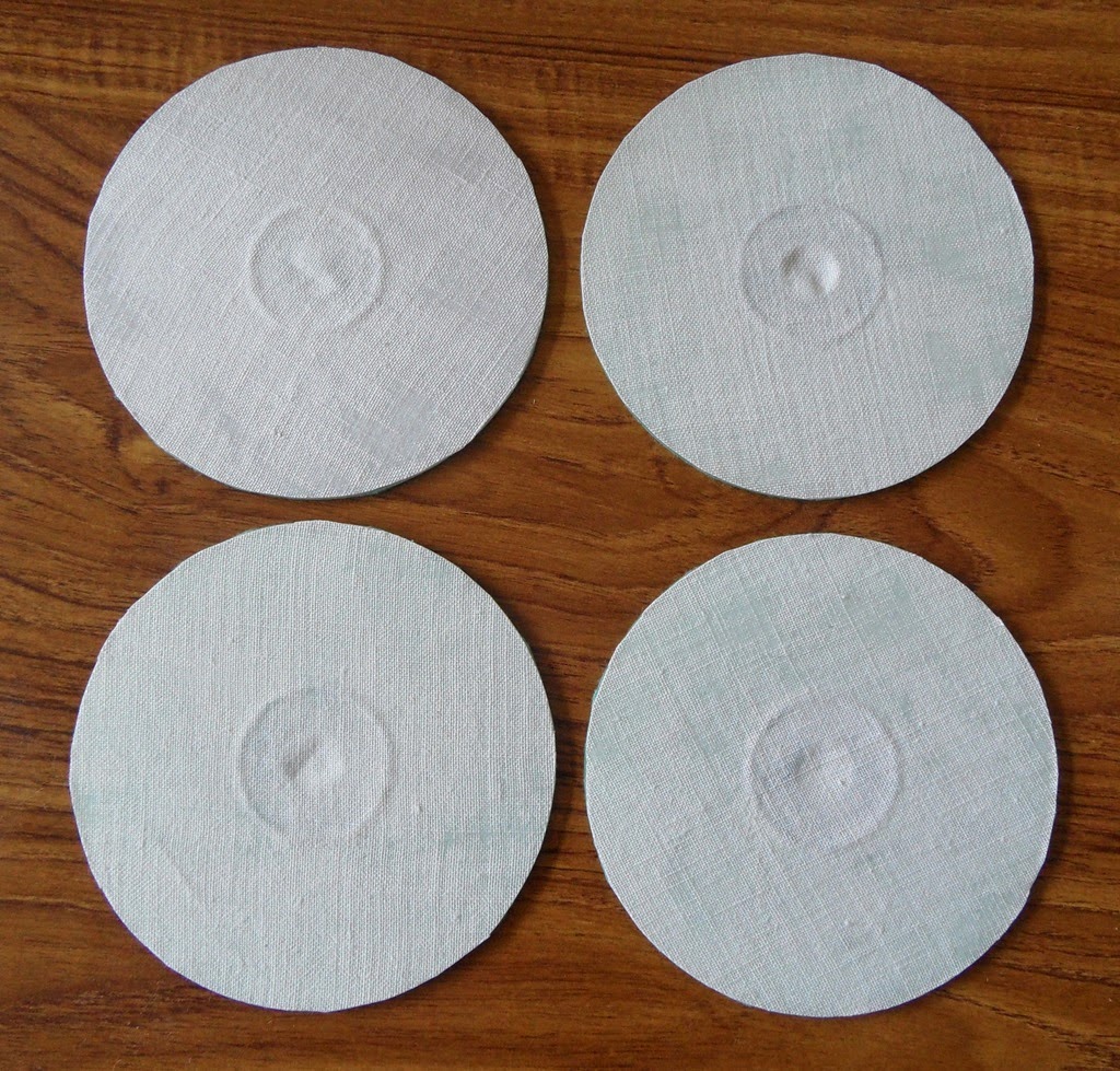 Louise Dawson Design: How To... Make a set of coasters using old CDs ...
