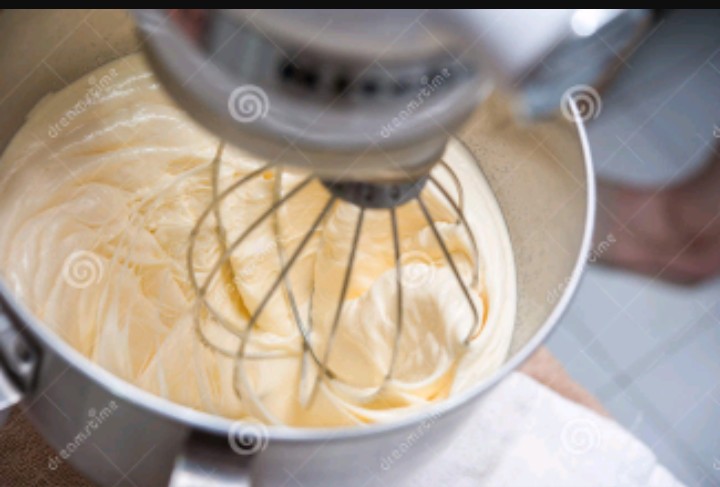 *HOW TO MAKE BASE CREAM FOR PRO-MIXING LIGHTENING LOTION*