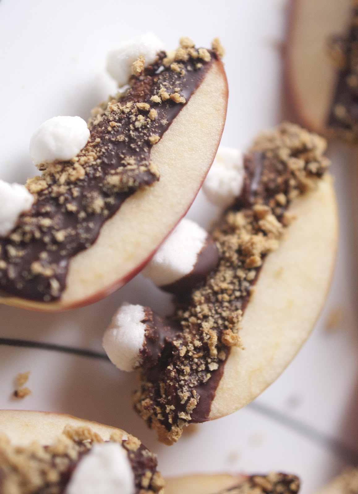 VeganFling: S'more Apple Wedges