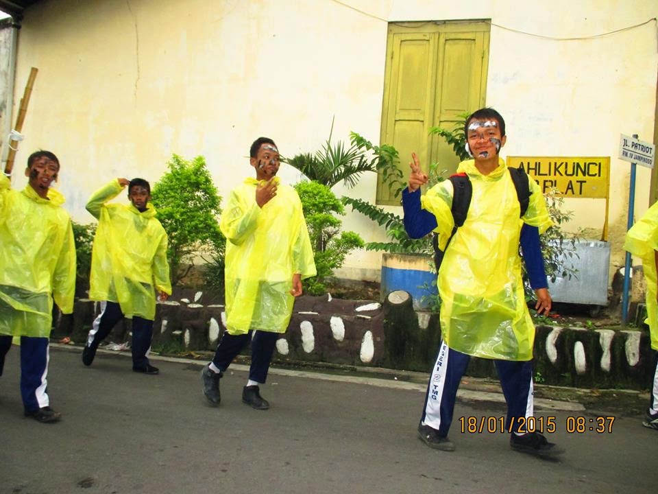 Kegiatan Pengambilan Badge PMR Wira SMK Negeri 2 Temanggung ... Kegiatan Pengambilan Badge PMR Wira SMK Negeri 2 Temanggung ...