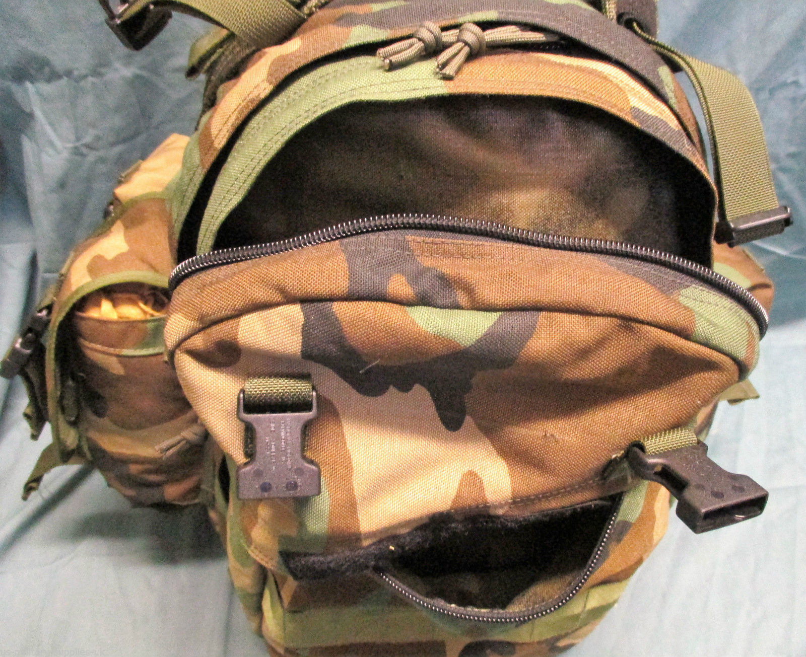 Webbingbabel: Eagle Industries Jumpable Airborne Assault Pack Woodland