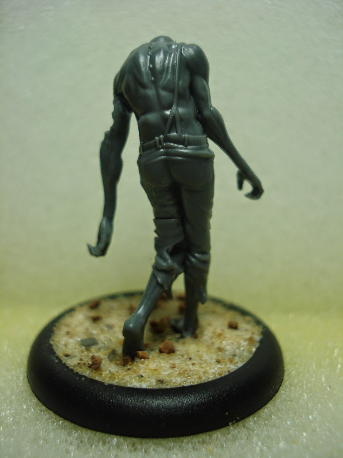 GMorts Chaotica: Unboxing Malifaux - M2E Mindless Zombies