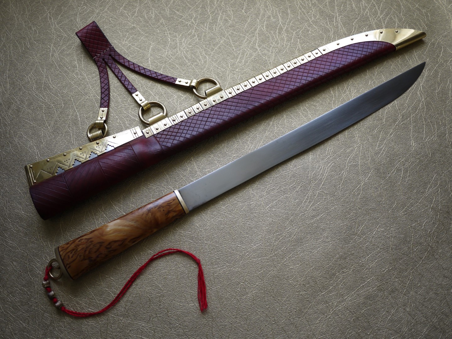 Audhumbla: Viking seax with scabbard.