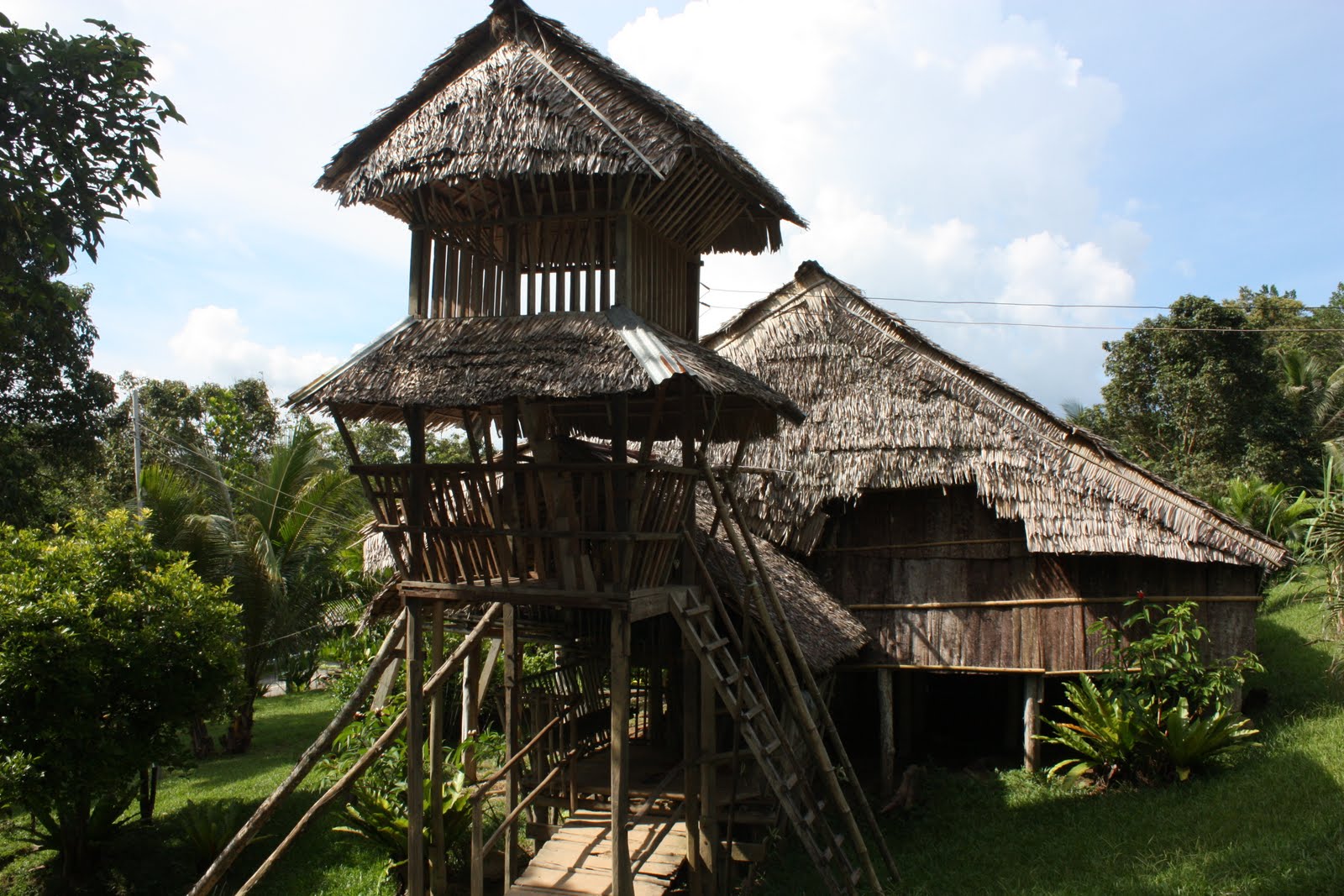The Unique Of Sabah: Maranjak Kudat Longhouse