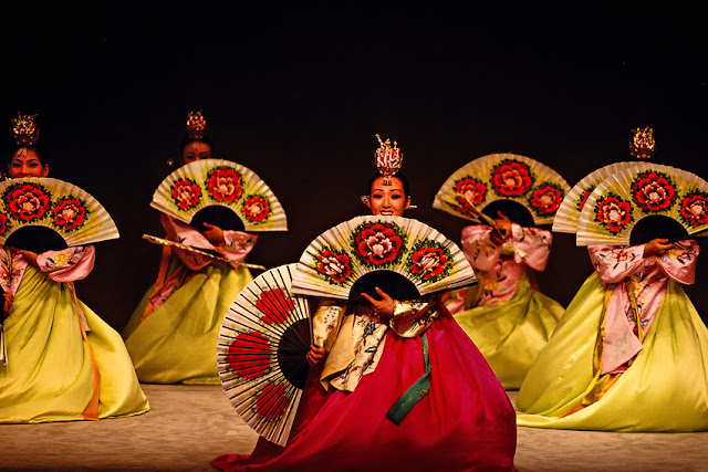 한국에 오신 것을 환영합니다 - A Arte na Coreia - Surto Olímpico