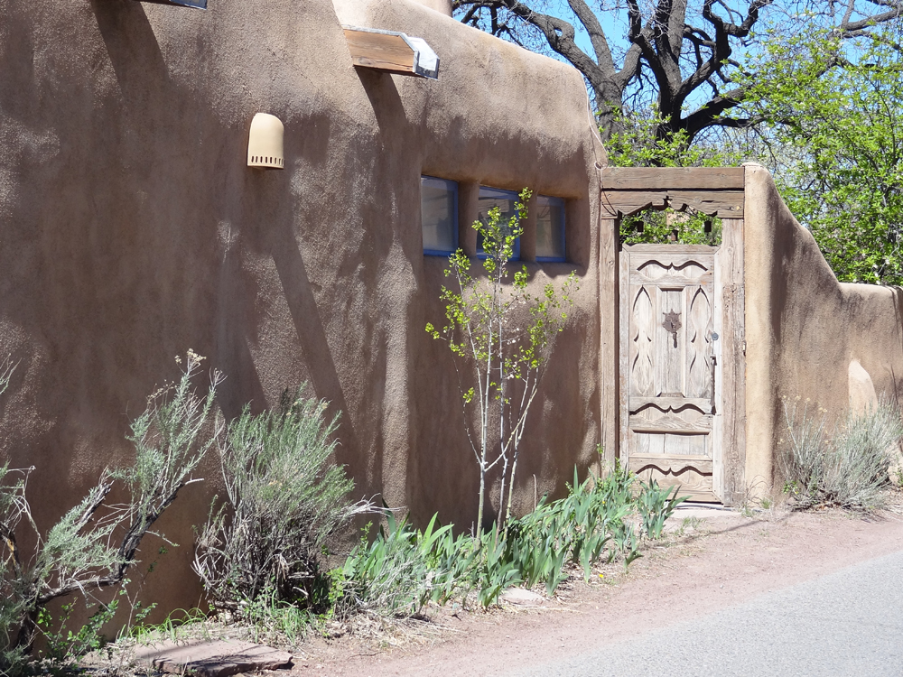 Vickie Hallmark jewelry design