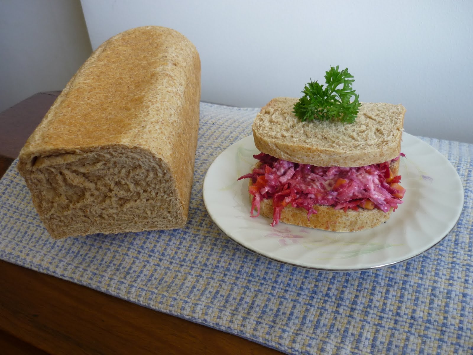 Cocinando con Sencillez: Pan Integral para Sandwich Vegetariano