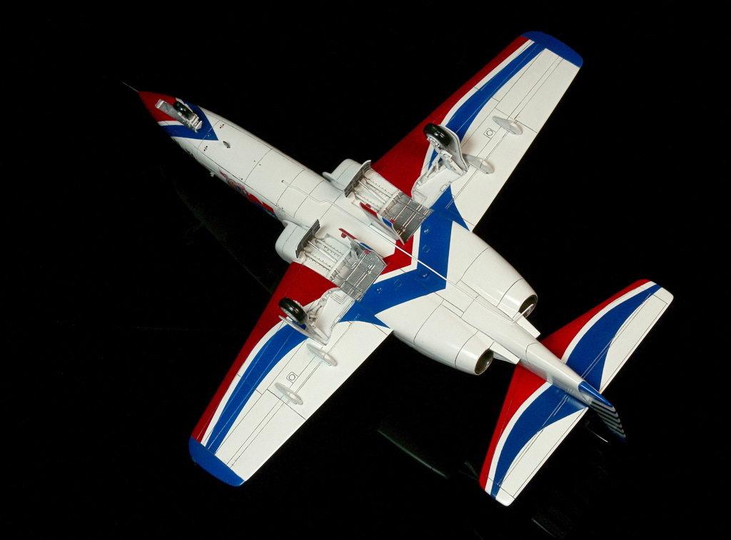 大光明株式會社: AKD's PMAK-48002 AT-3建國百年紀念塗裝作例