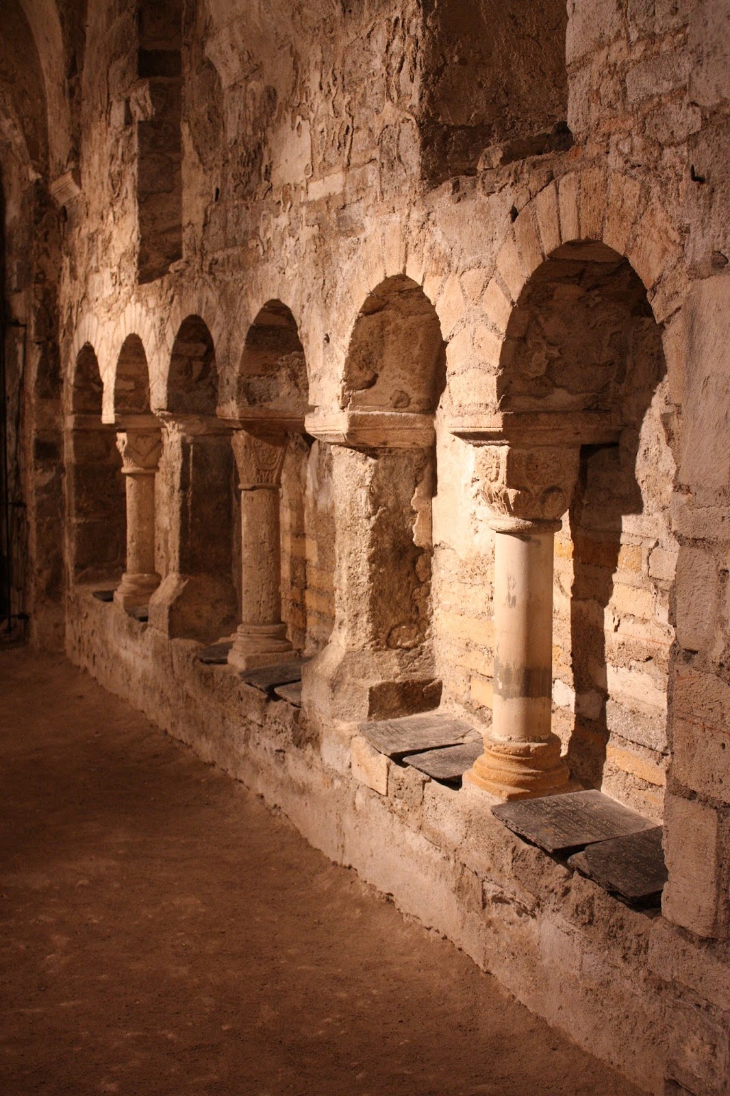 Atlas roman: Orléans - Crypte Saint-Aignan (45)