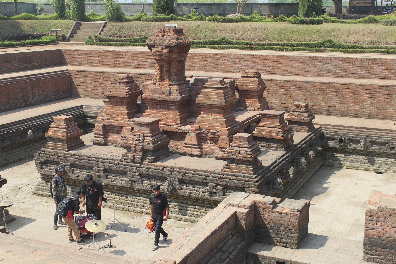Best Travel Destinations: Candi Tikus, The Place of Holy Water