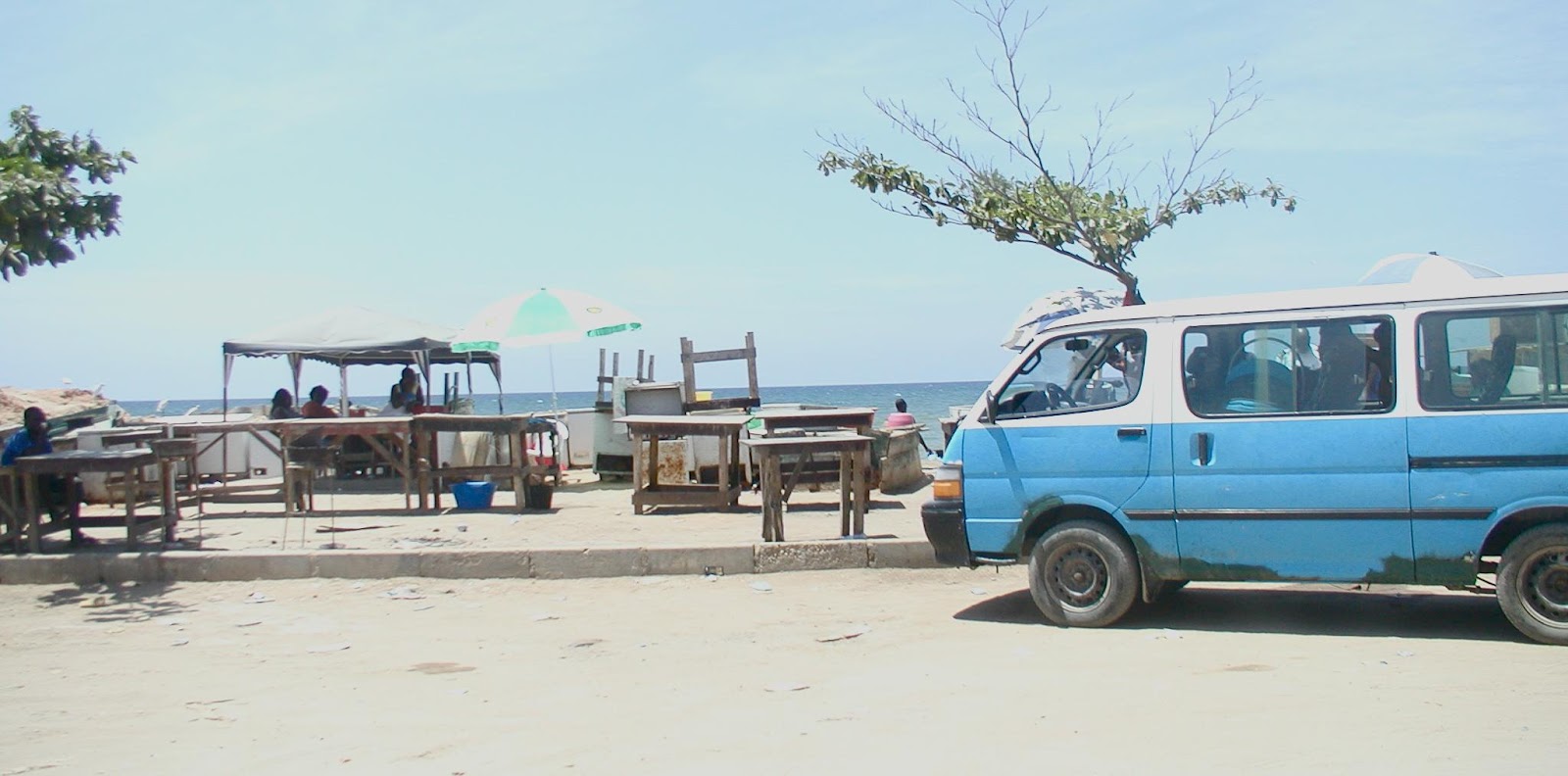 Beauty, Poverty Blend In Luanda, Angola - Youth Journalism International
